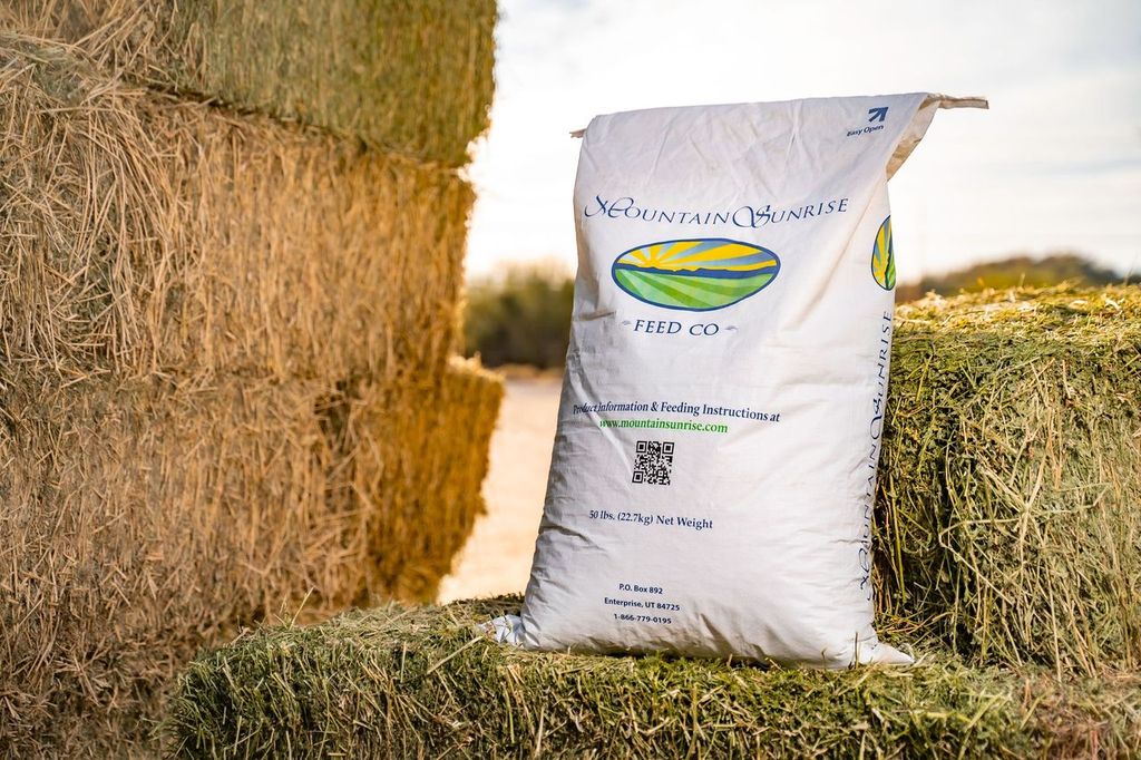 Mountain Sunrise Timothy Hay Pellet - Three Bars