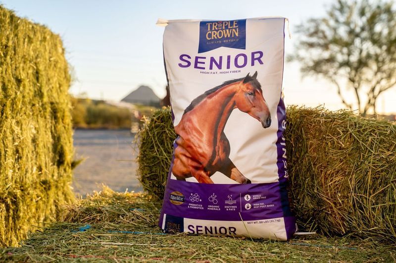 Triple Crown Senior Horse Feed - Three Bars
